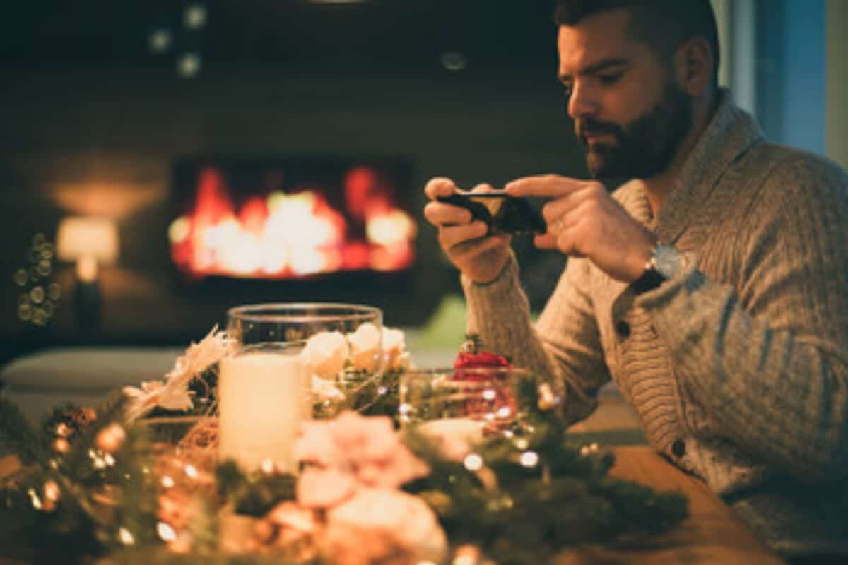 What Does It Feel Like To Spend Christmas Alone? 11 Tips To Beat ...