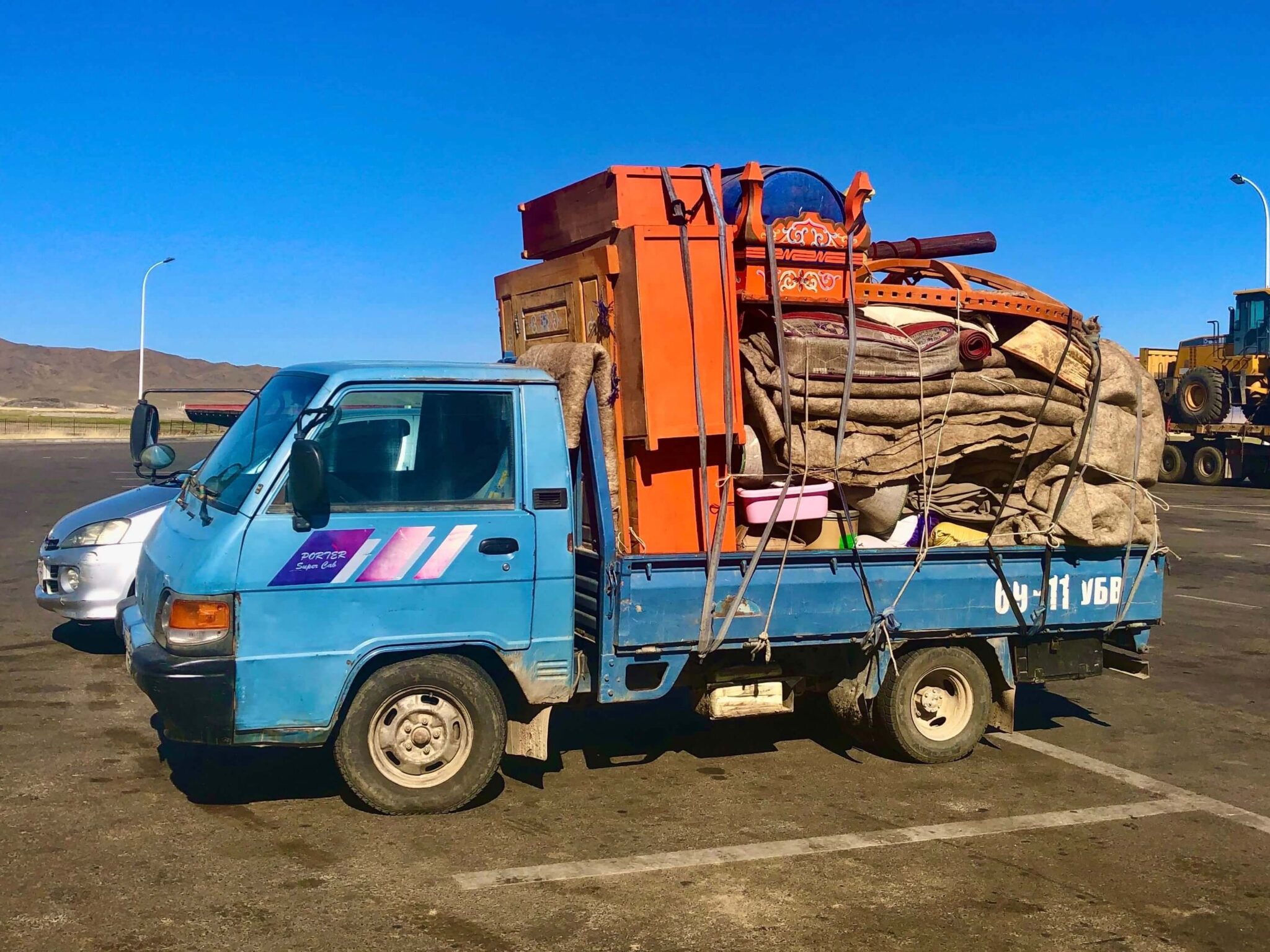 10 Ancient Architectural Wonders That Are Still Standing Today - A Bus On a Dusty Road
