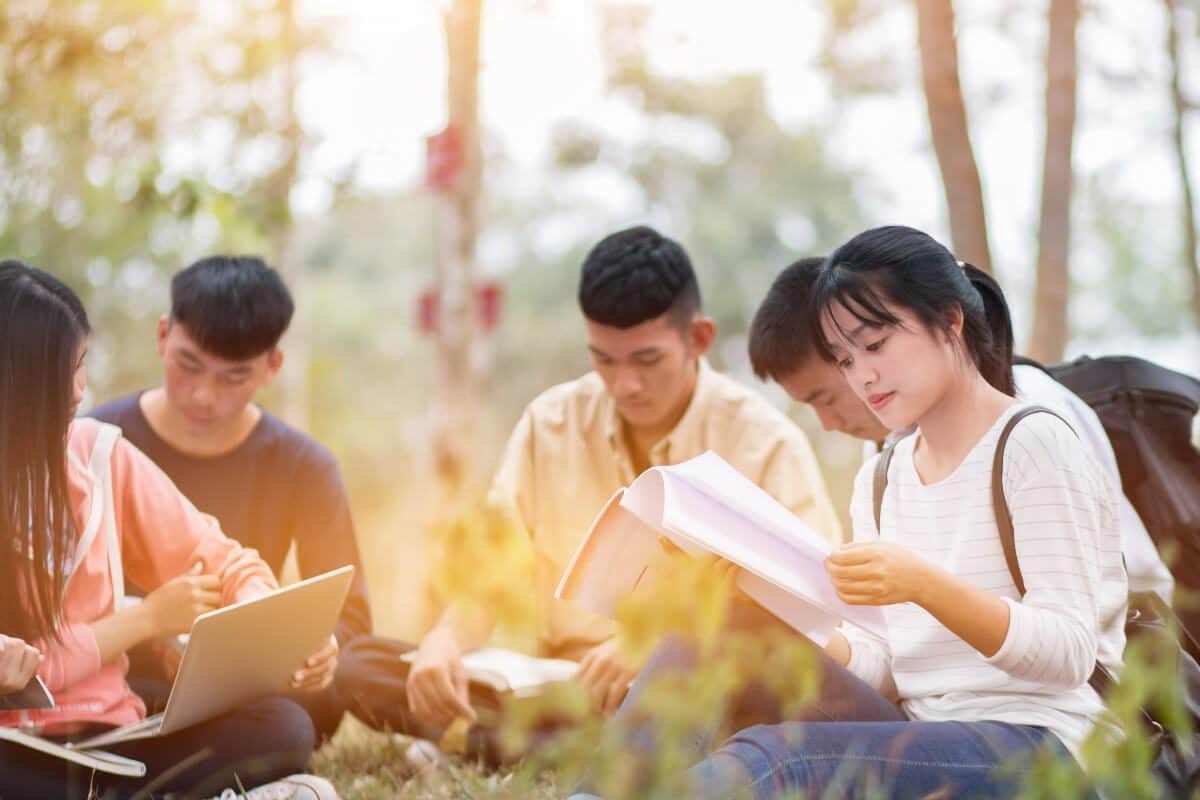 Did Koreans Use Mandarin Chinese Before Hangul Was Invented? - A Bus On ...